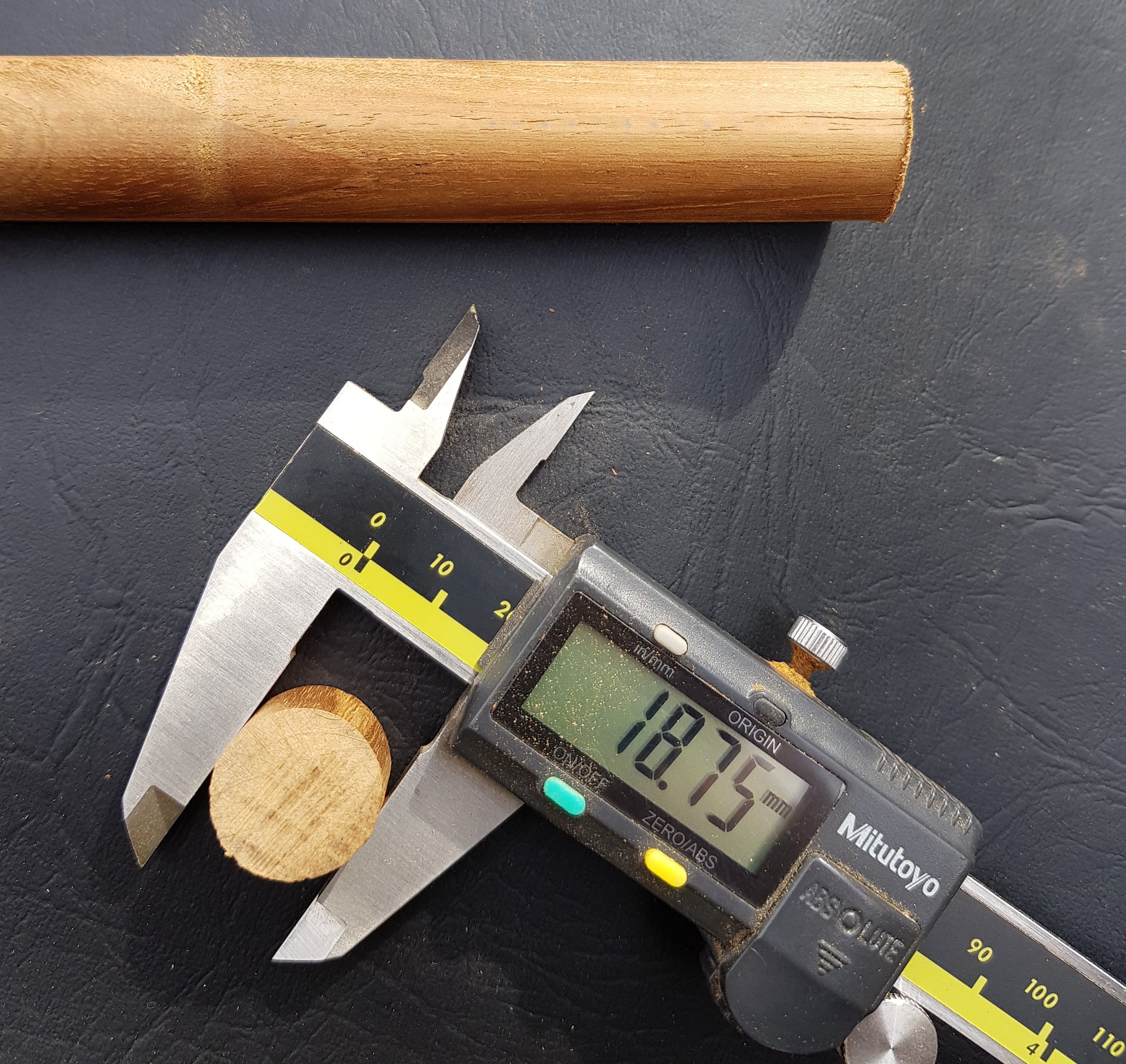 Teak Dowel 19mm Round 3/4" | Global Teak Quality Burmese Teak Decking ...